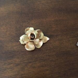 Jewelry | Vintage Lisner Brooch | Poshmark